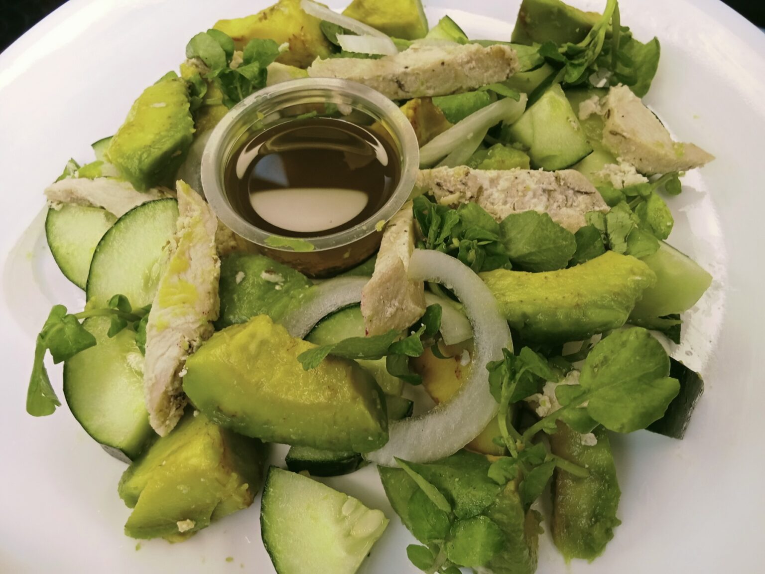 Chicken Avocado & Cucumber Salad (300g) – Tapao Agri Ventures Online Shop